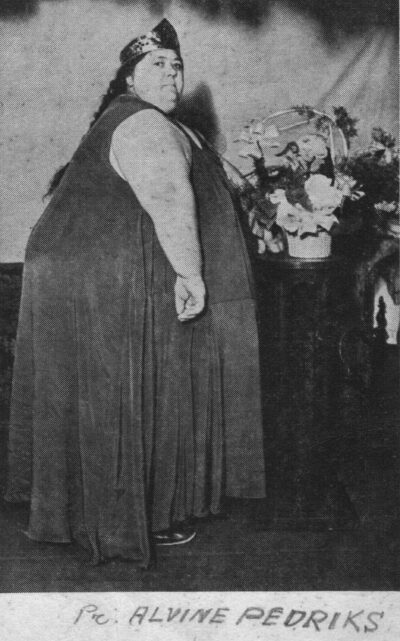 Teemaja paks. Komöödia - Piibe Teater